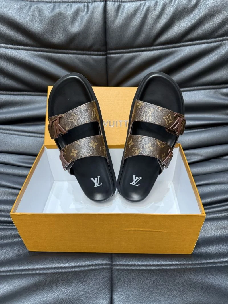Low-cost Louis Vuitton Slippers