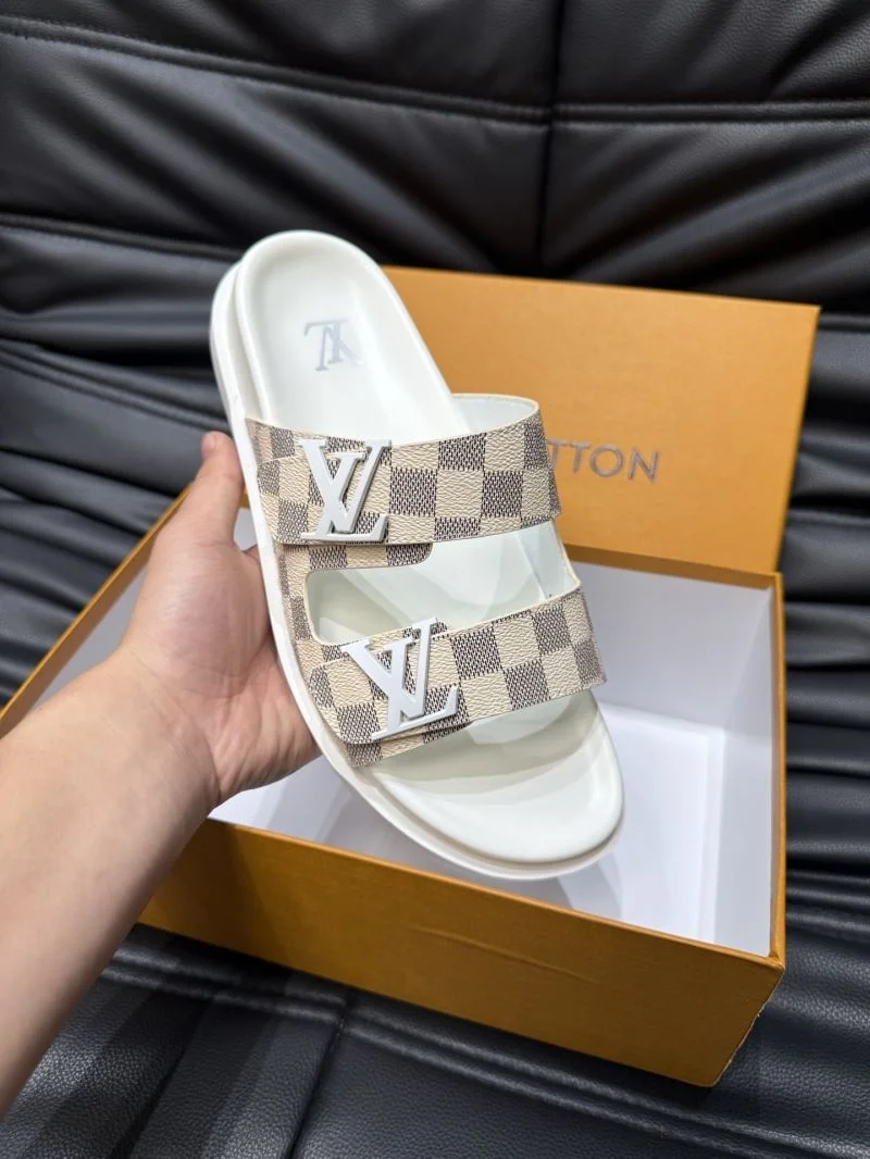 Low-cost Louis Vuitton Slippers