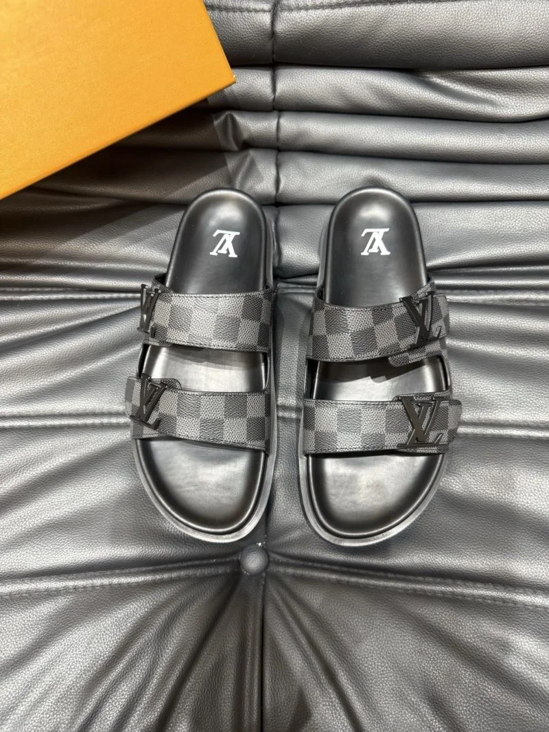 Louis Vuitton Slippers
