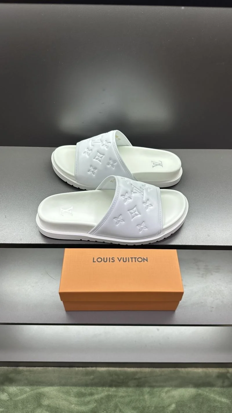 Mirror quality Louis Vuitton Slippers