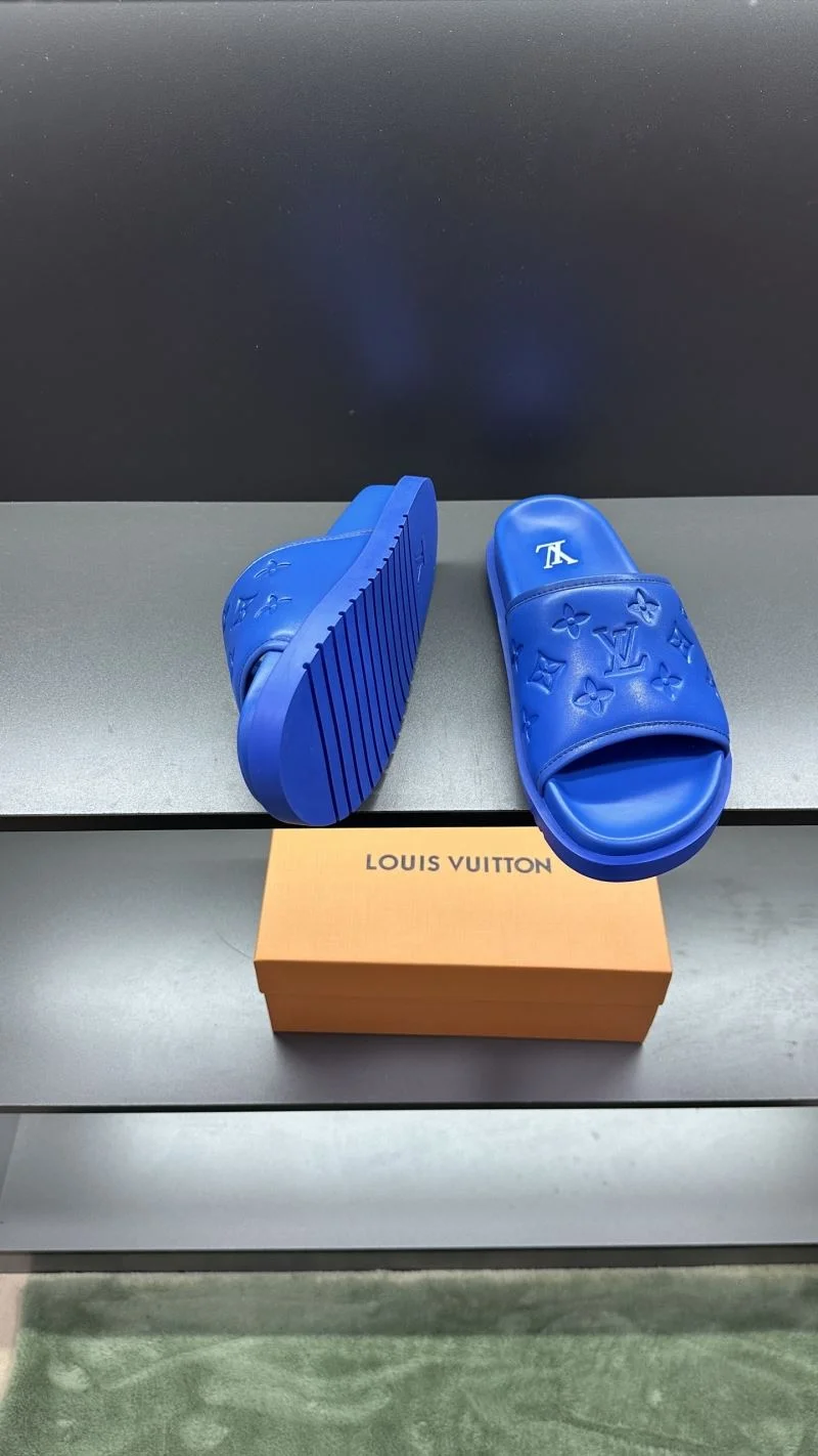 High fidelity Louis Vuitton Slippers