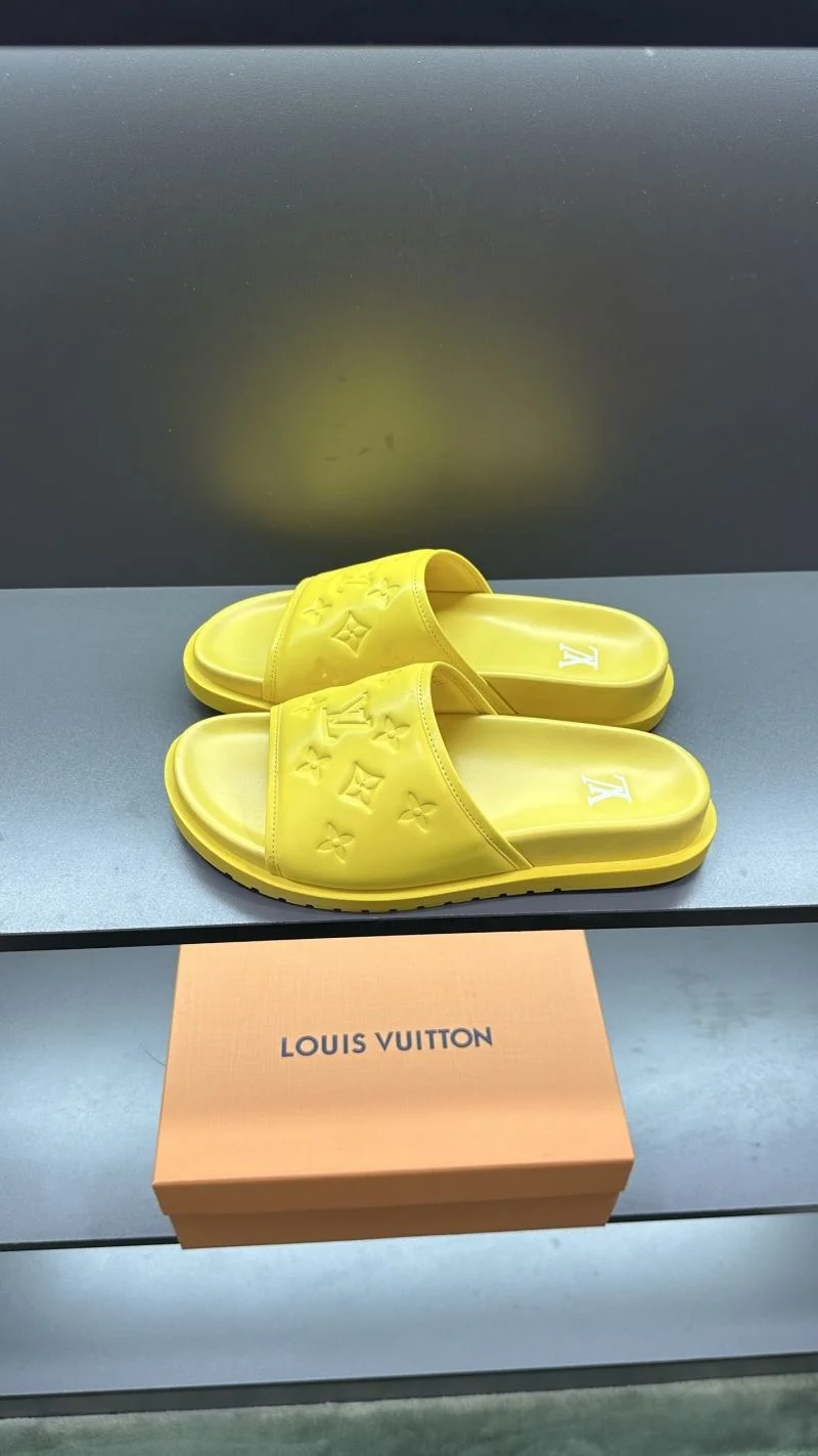 Top mirror Louis Vuitton Slippers
