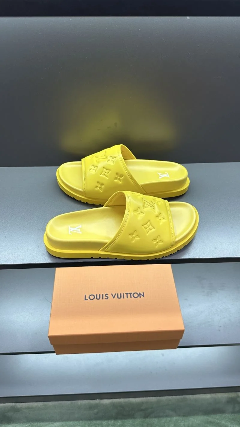 Top mirror Louis Vuitton Slippers
