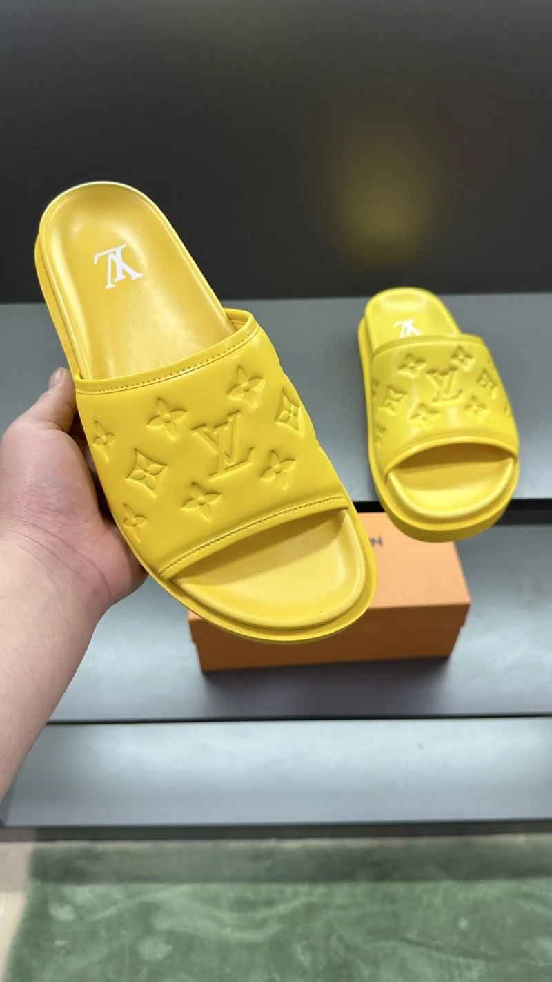 Top mirror Louis Vuitton Slippers