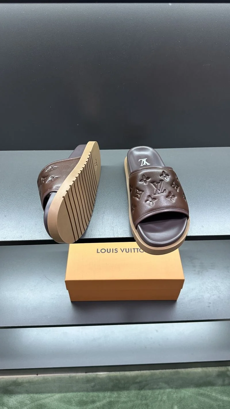 Official Louis Vuitton Slippers
