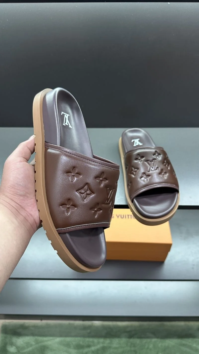 Official Louis Vuitton Slippers