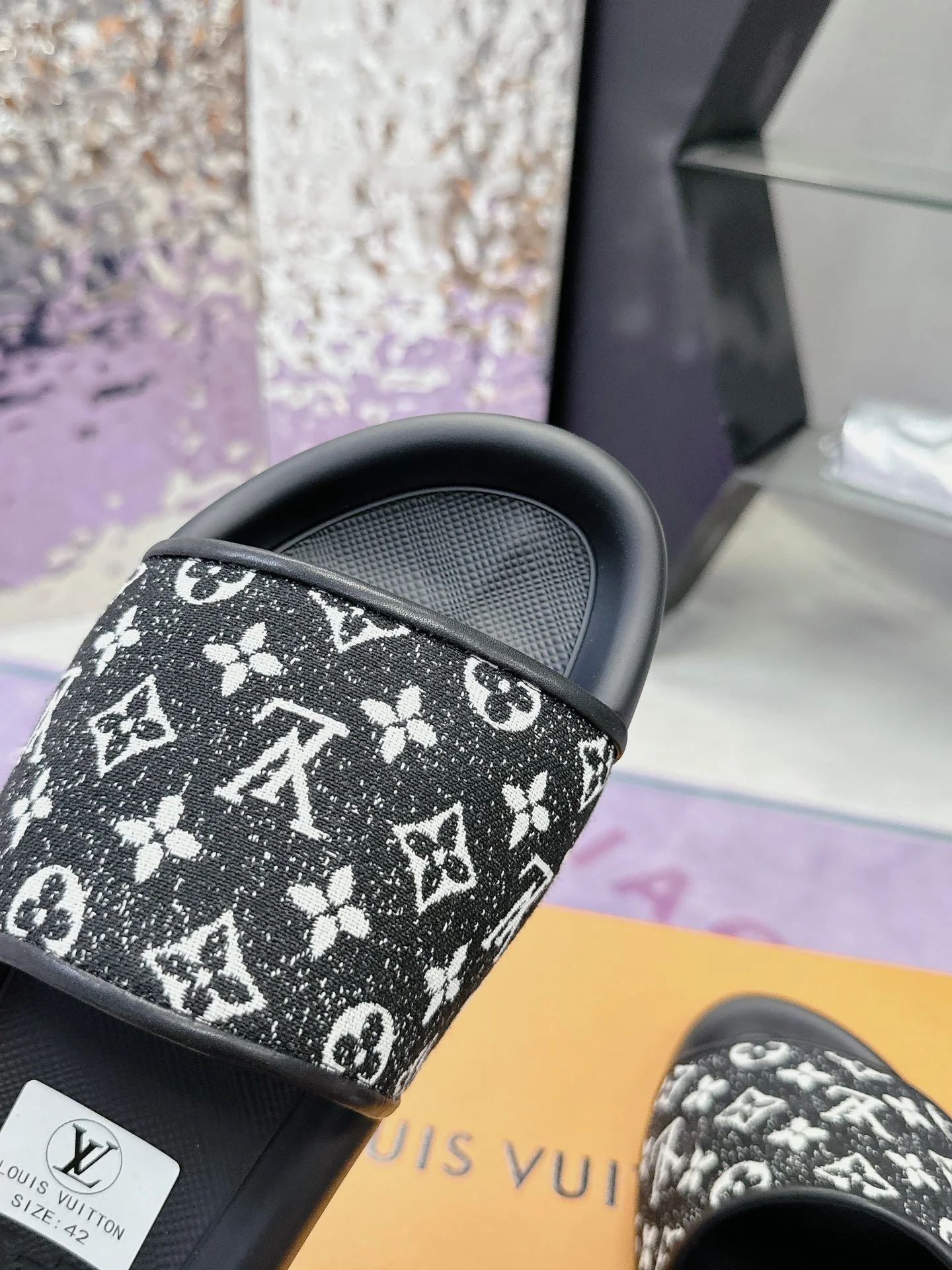 Top match Louis Vuitton Slippers