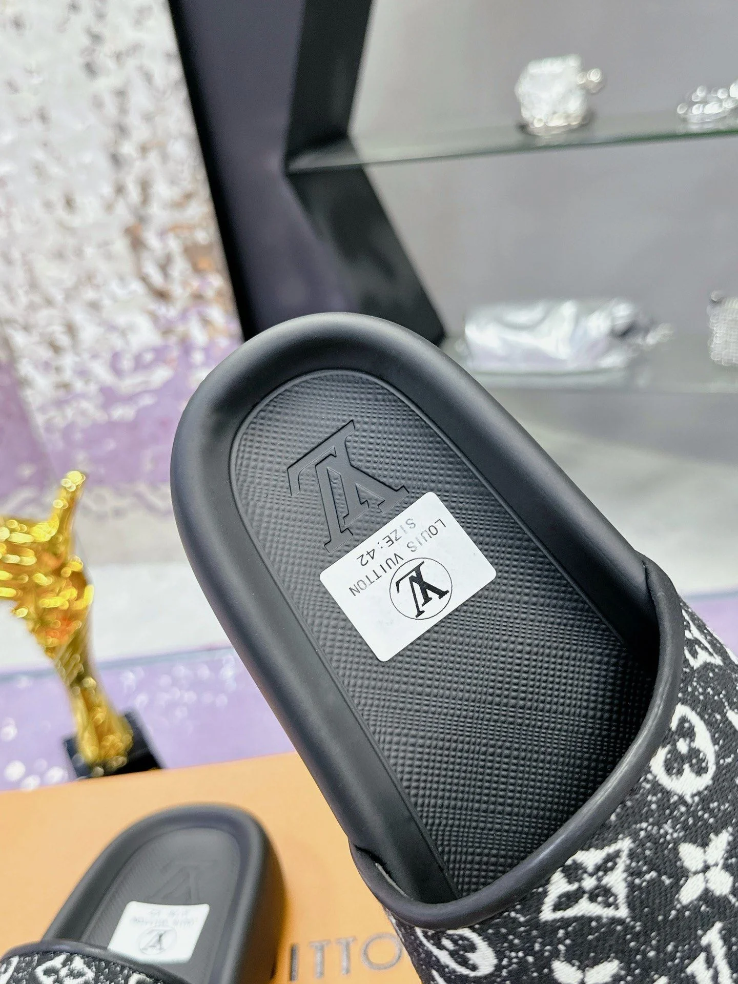 Top match Louis Vuitton Slippers
