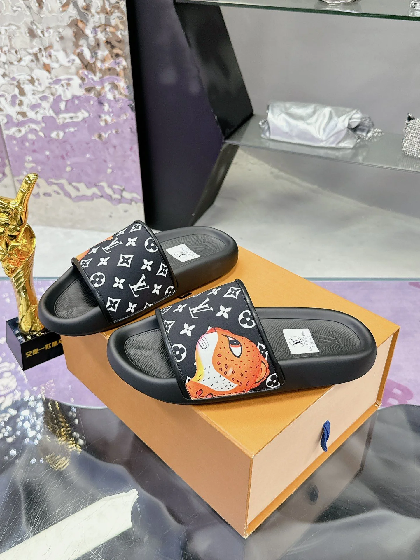 High accuracy Louis Vuitton Slippers