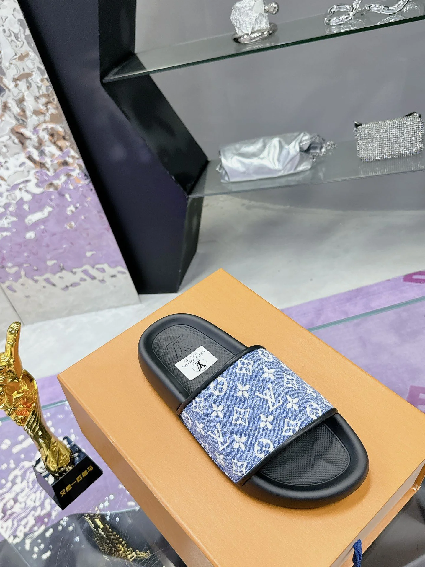 Mirror quality Louis Vuitton Slippers