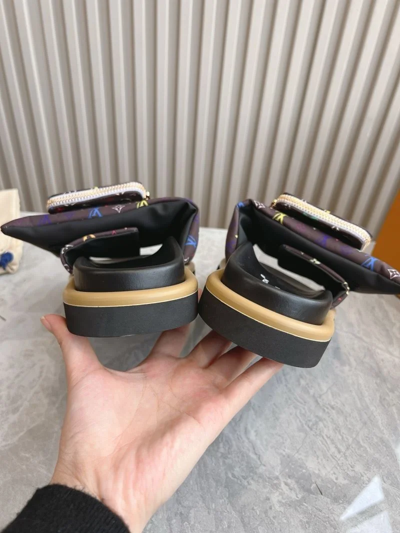 Top mirror Louis Vuitton Slippers