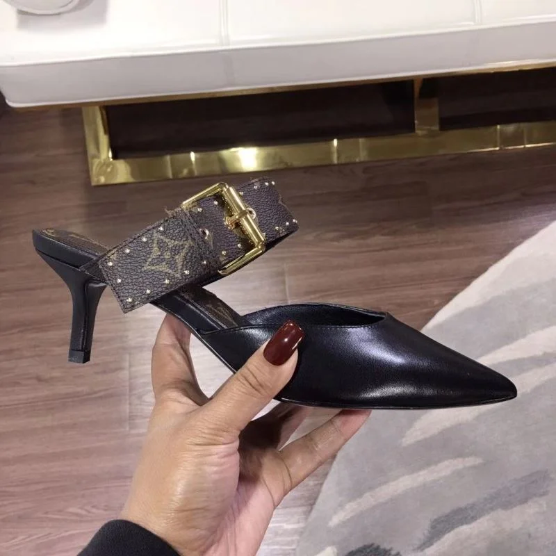 Louis Vuitton Slippers