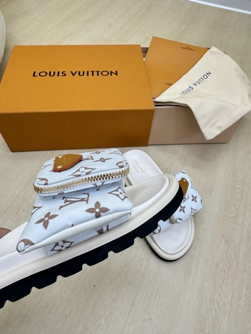 Low-cost Louis Vuitton Slippers