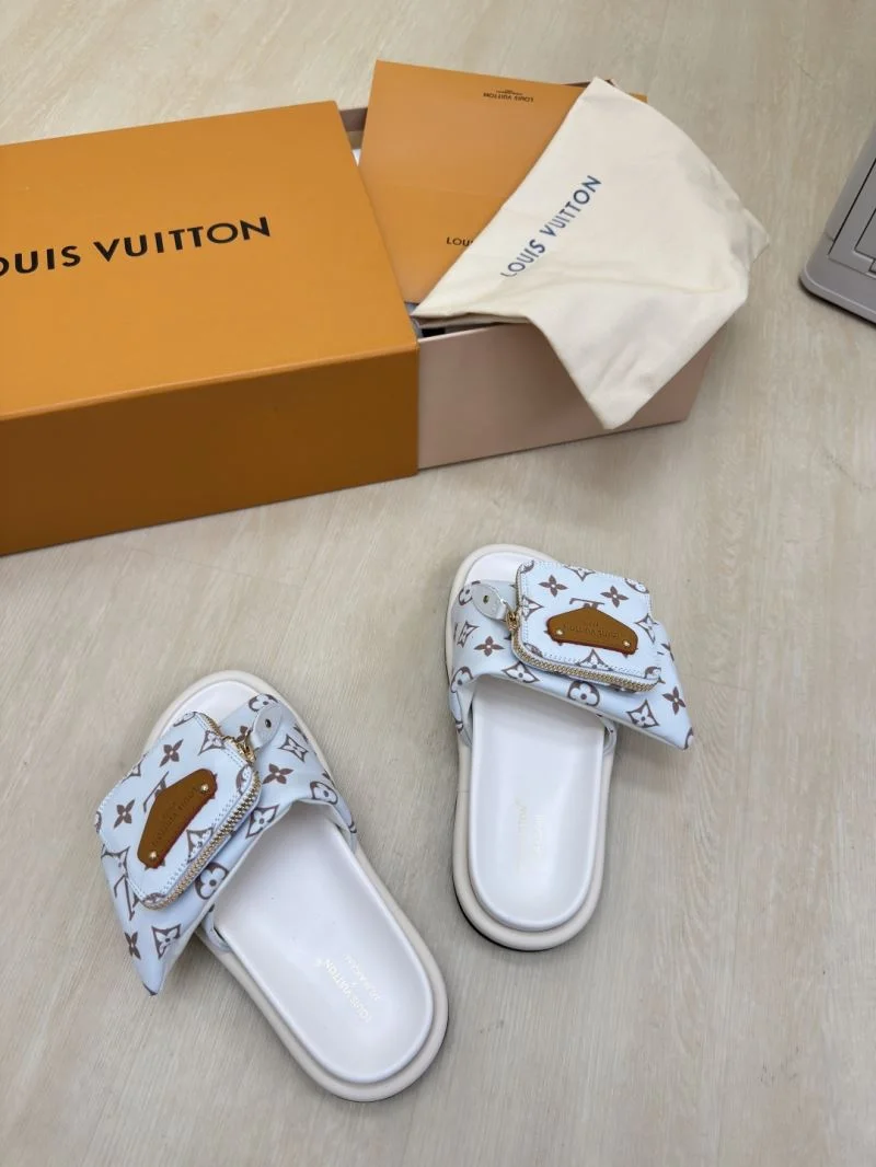 Low-cost Louis Vuitton Slippers