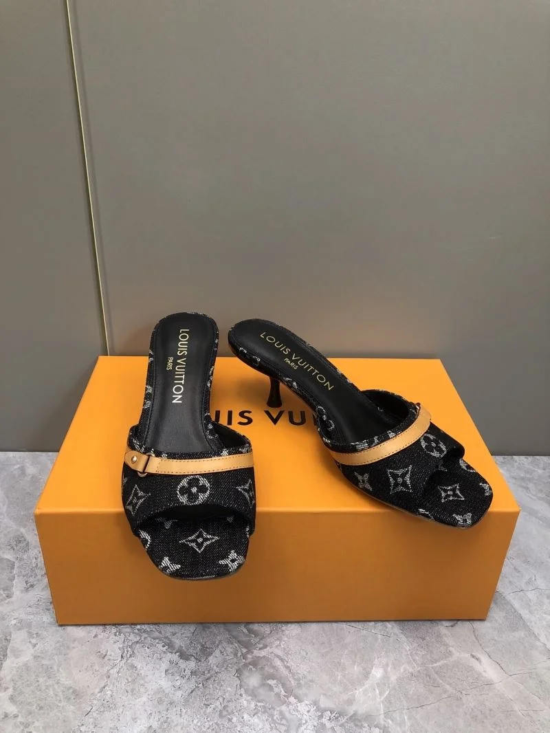 Louis Vuitton Slippers