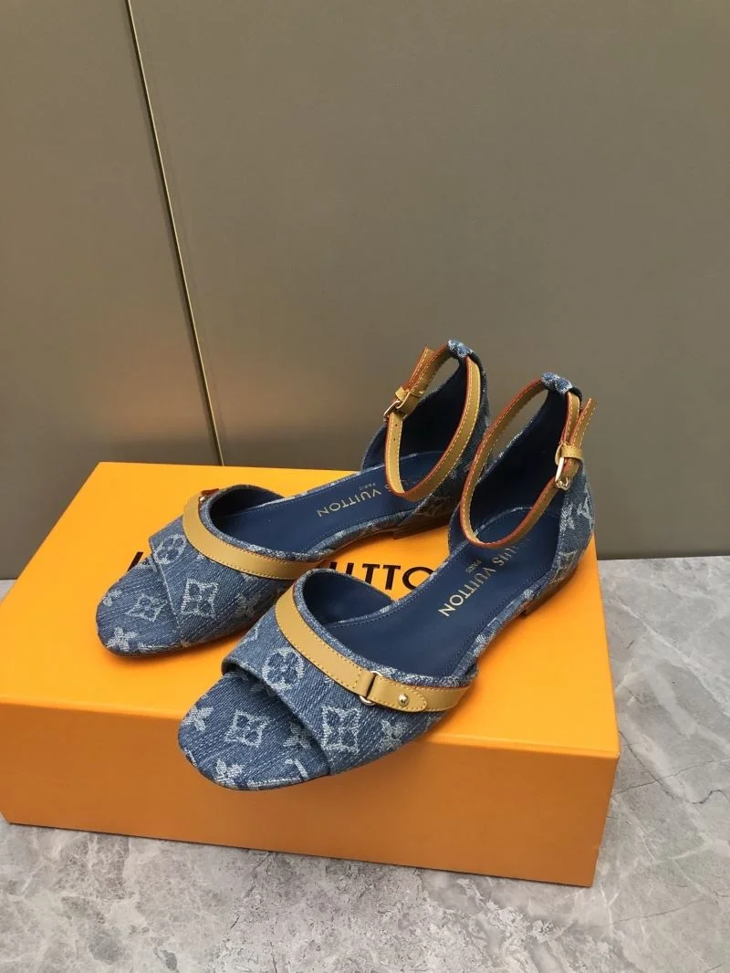 Exact replica Louis Vuitton Slippers