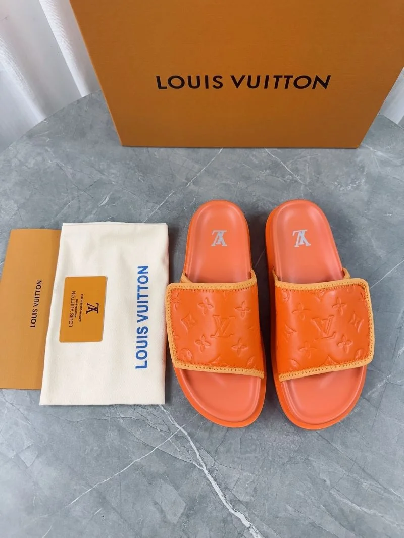 Top match Louis Vuitton Slippers