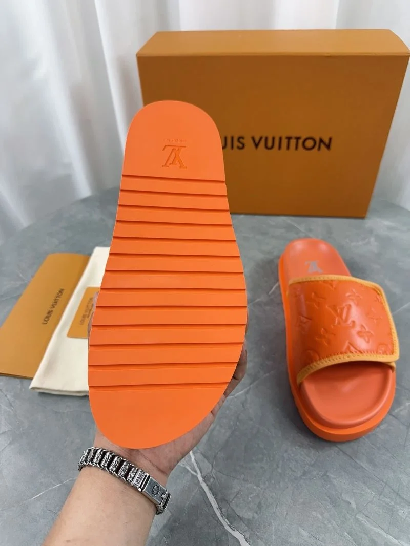 Top match Louis Vuitton Slippers