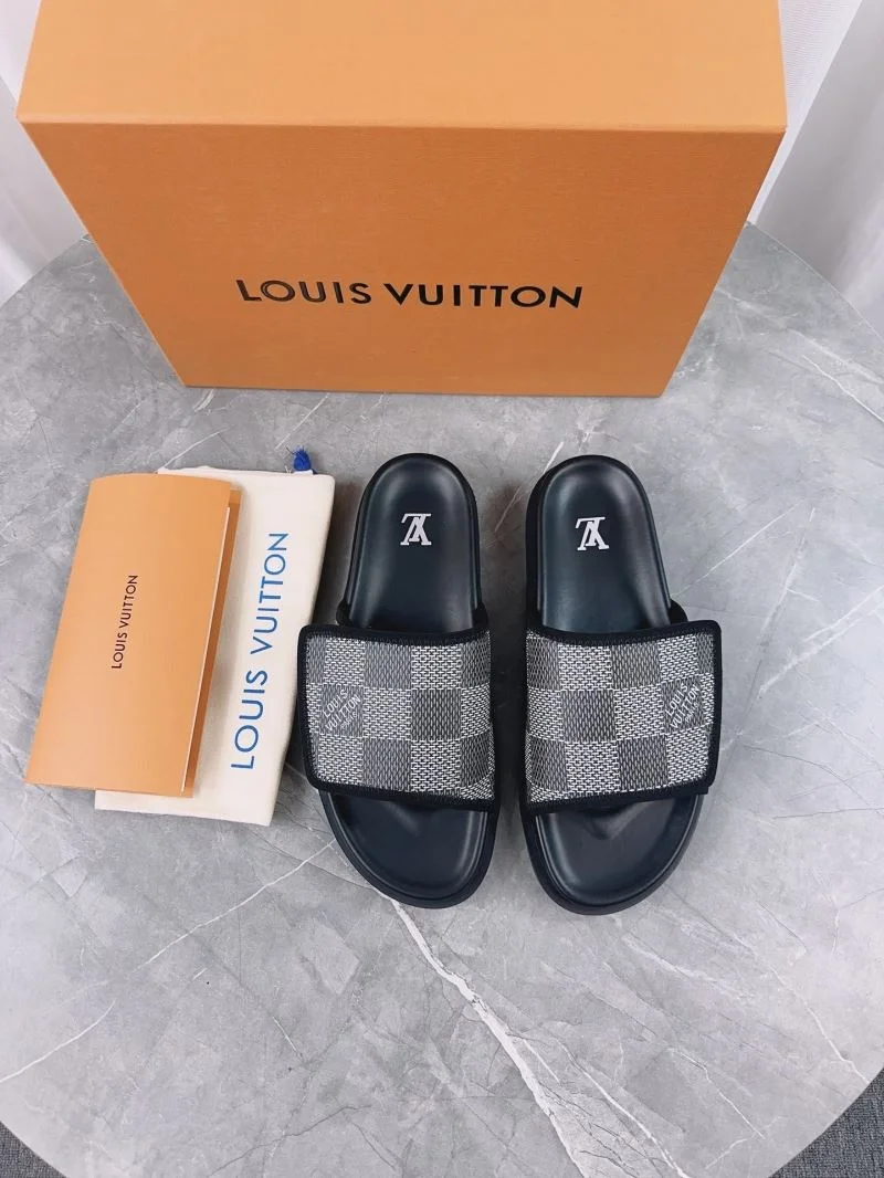 Low-cost Louis Vuitton Slippers