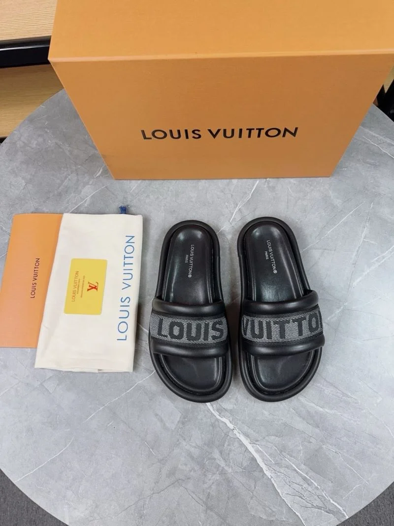 Top match Louis Vuitton Slippers