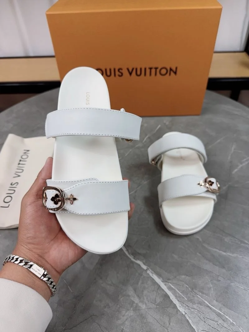 Exact replica Louis Vuitton Slippers