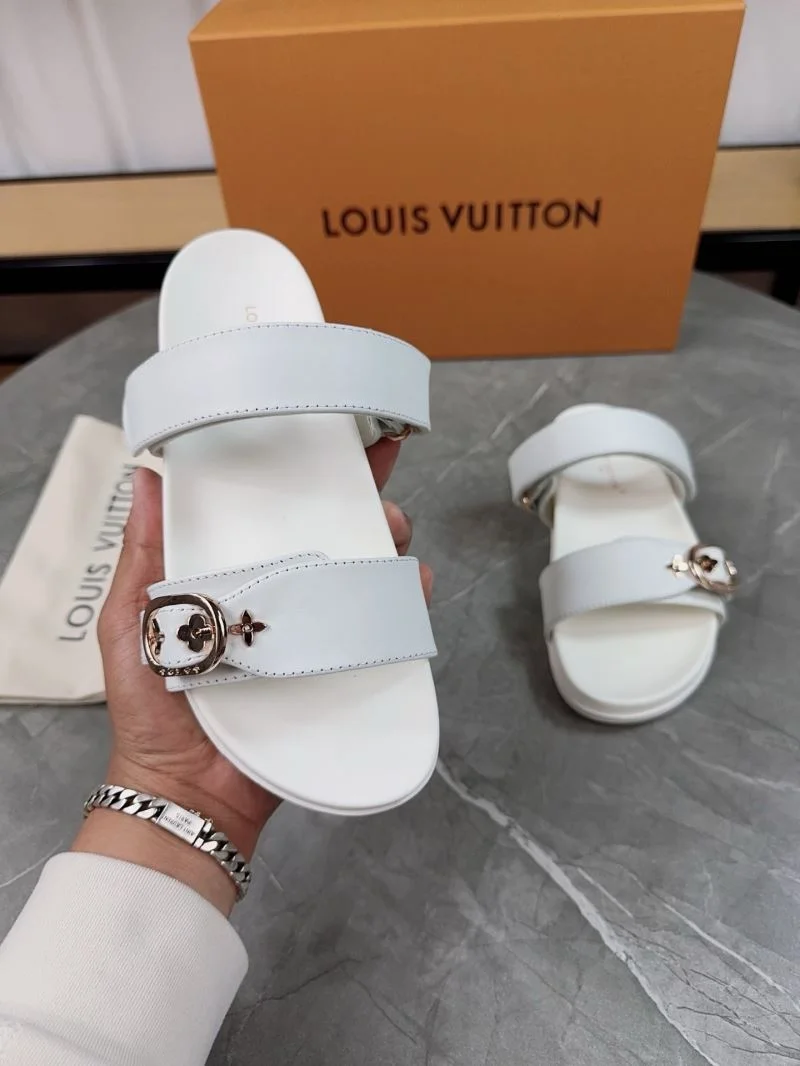 Exact replica Louis Vuitton Slippers