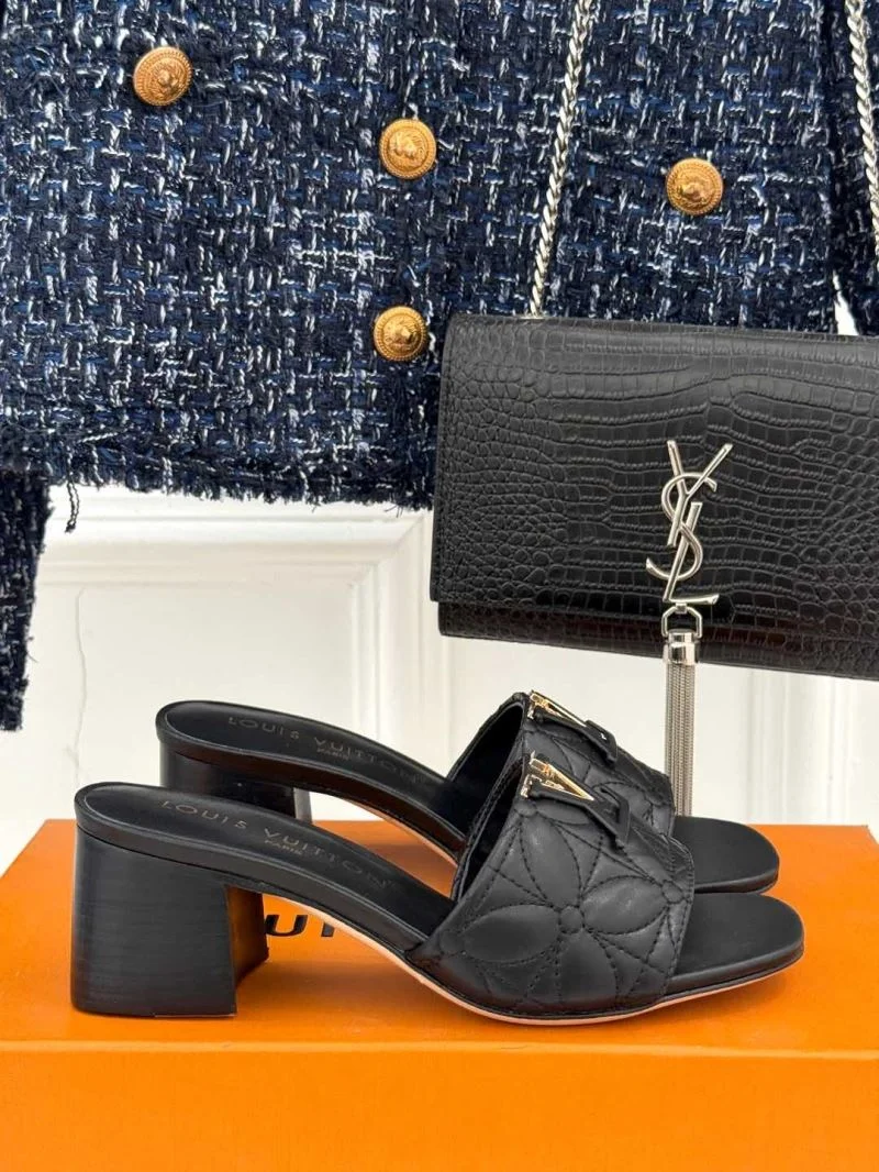 Louis Vuitton Slippers