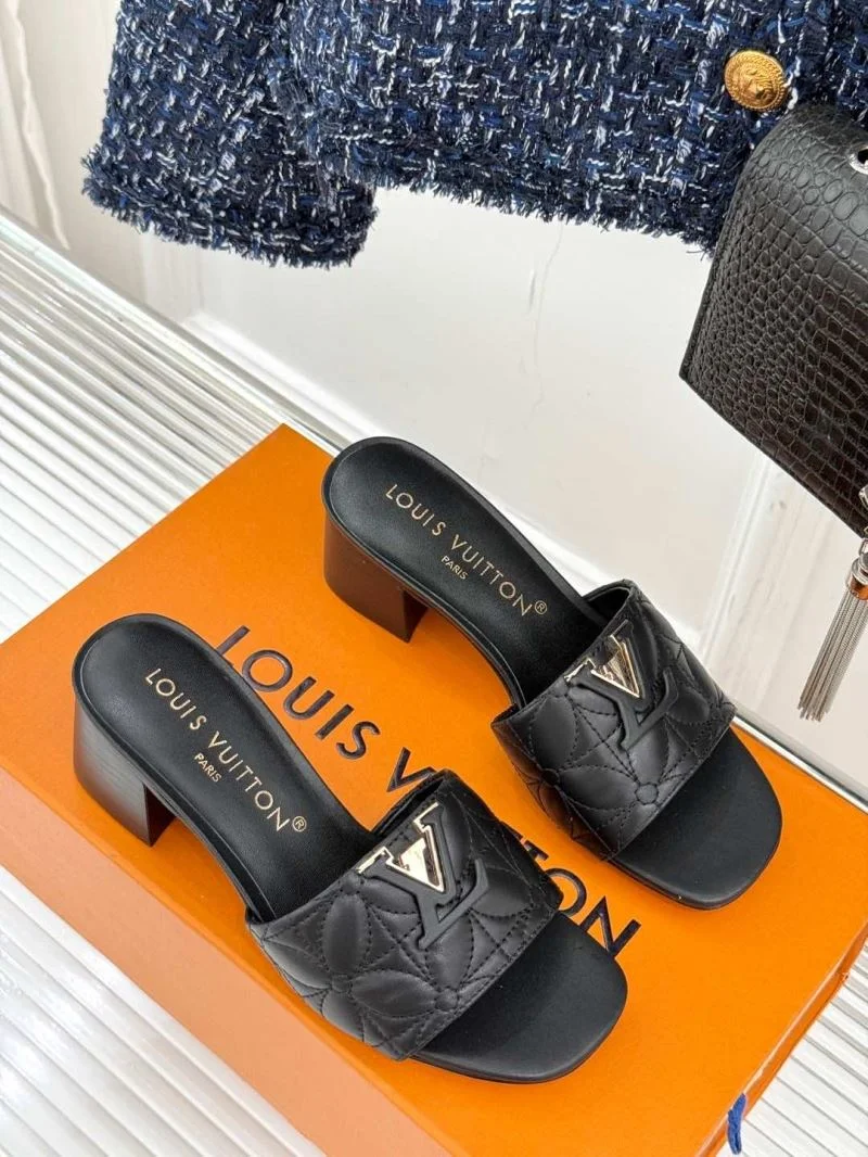 Low-cost Louis Vuitton Slippers