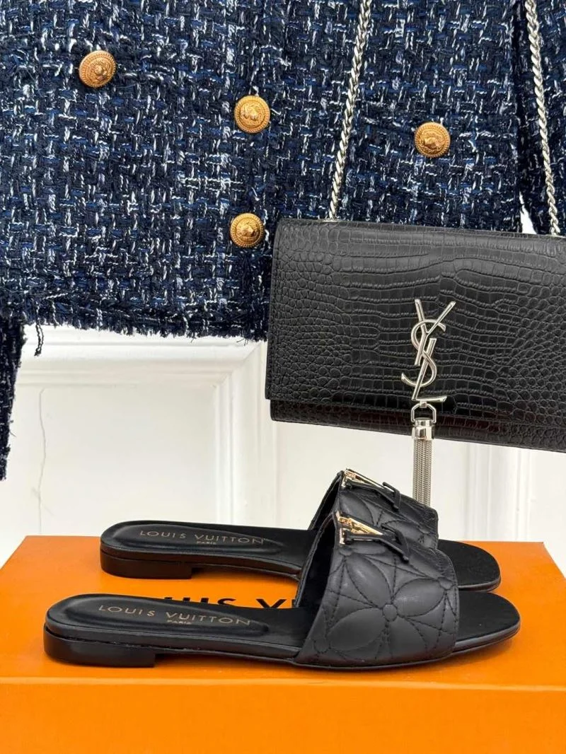 Louis Vuitton Slippers