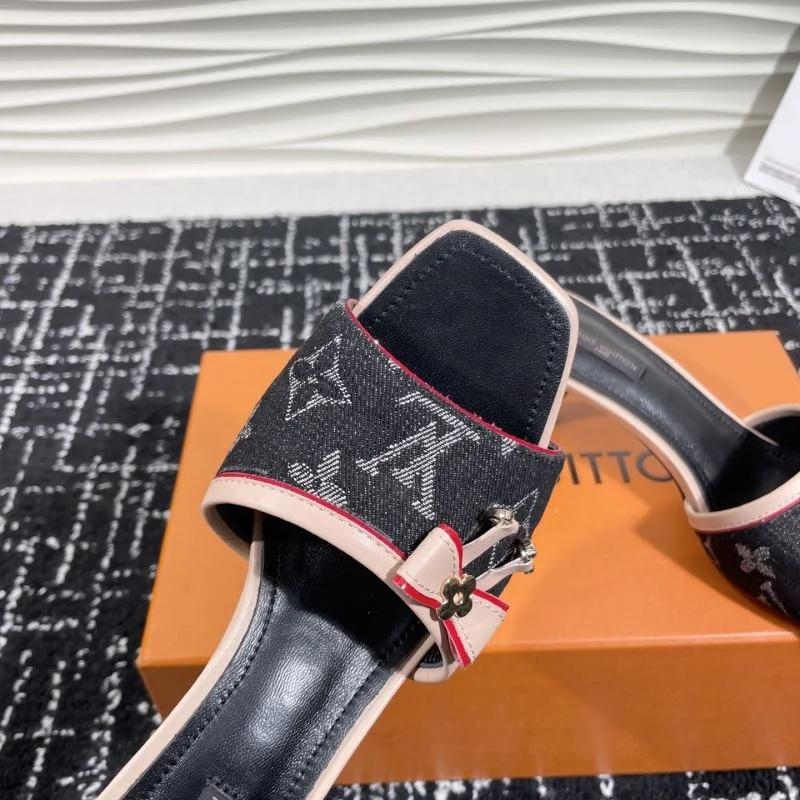 Discounted Louis Vuitton Slippers