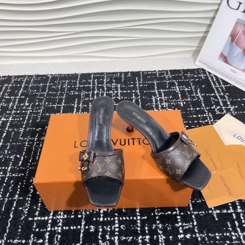 Louis Vuitton Slippers