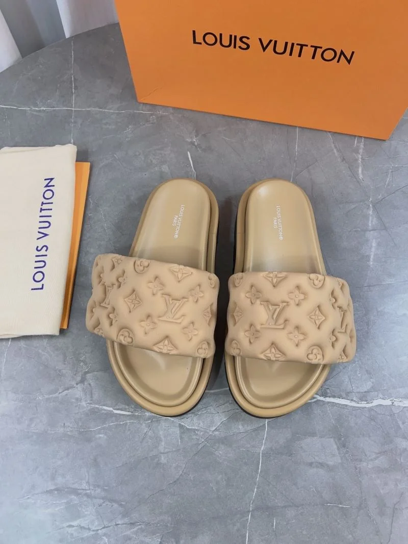 Louis Vuitton Slippers