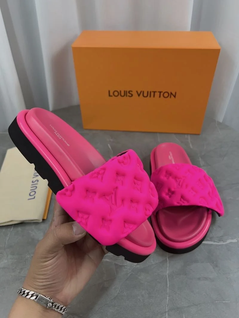Discounted Louis Vuitton Slippers