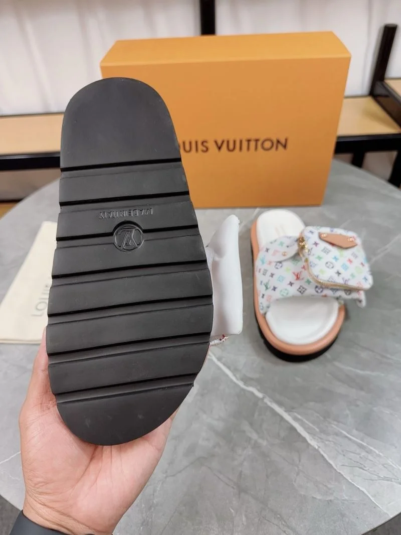 Discounted Louis Vuitton Slippers