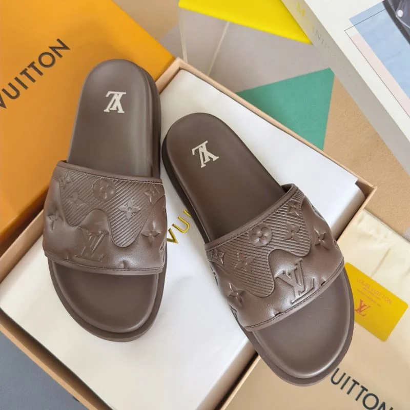 Louis Vuitton Slippers