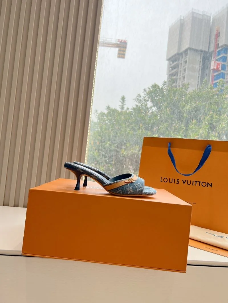 Exact replica Louis Vuitton Slippers