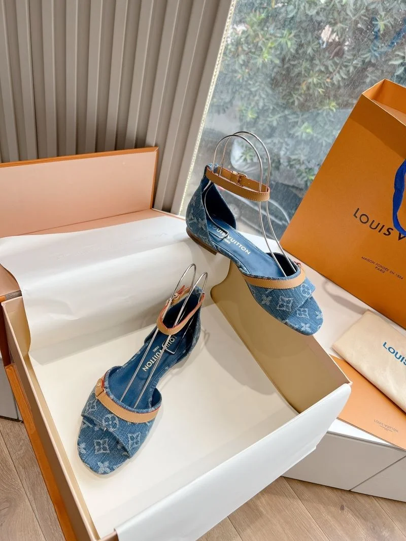 Low-cost Louis Vuitton Slippers