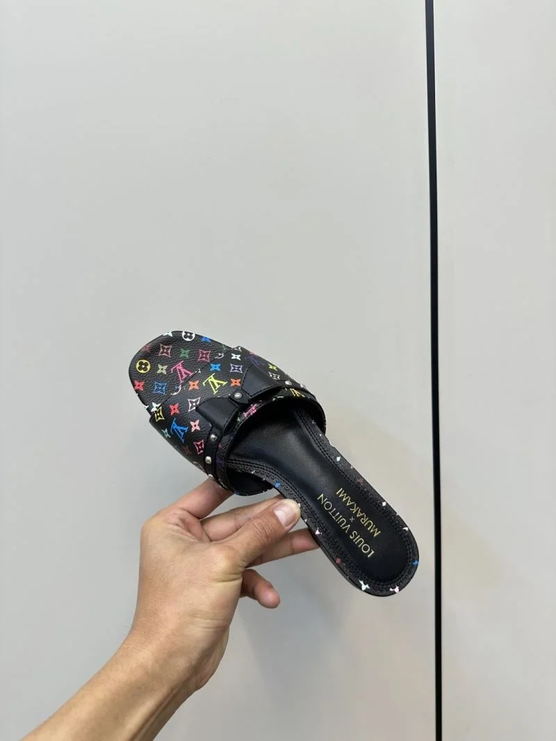 Brand-authenticated Louis Vuitton Slippers