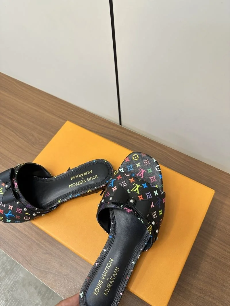 Brand-authenticated Louis Vuitton Slippers