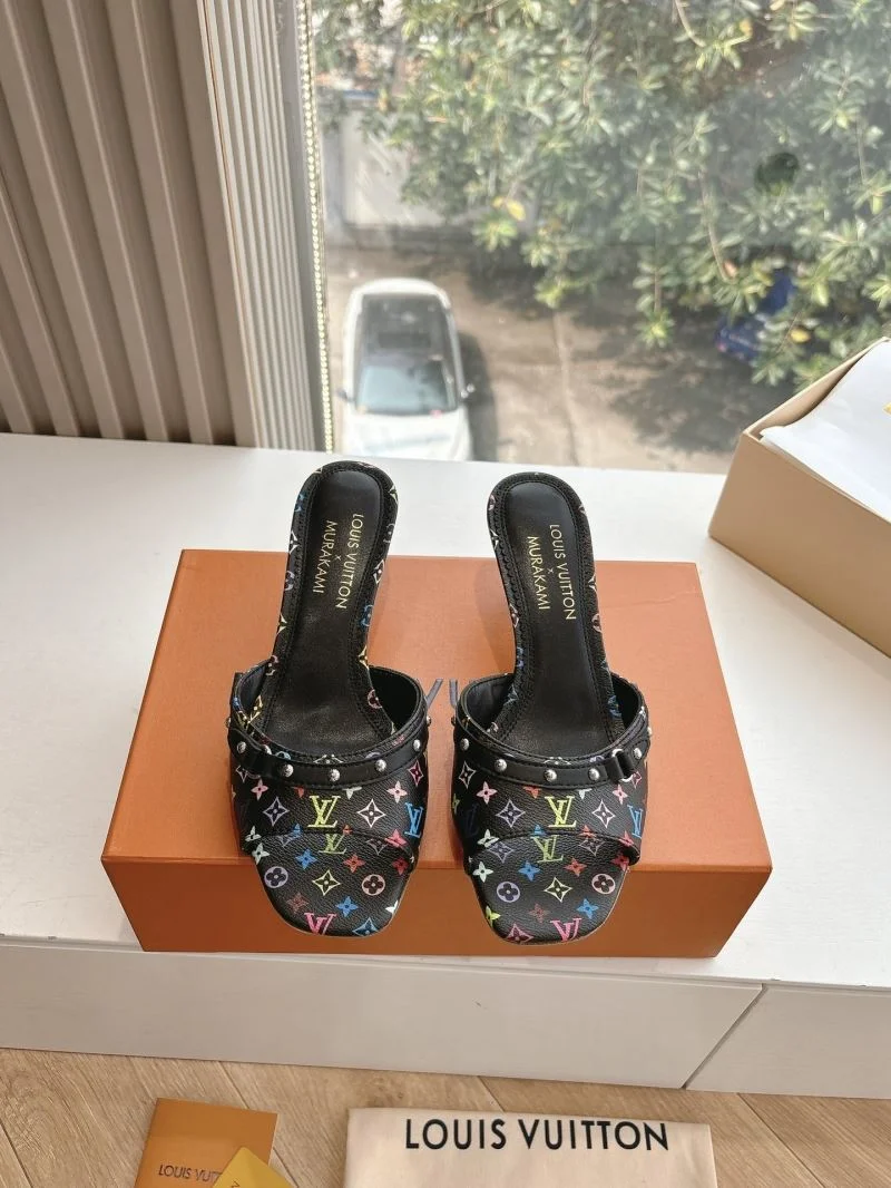 Accurate model Louis Vuitton Slippers