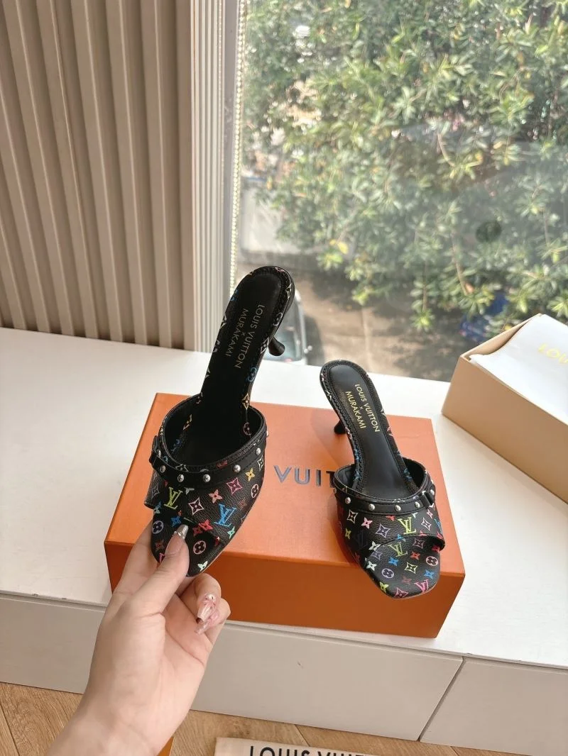 Accurate model Louis Vuitton Slippers