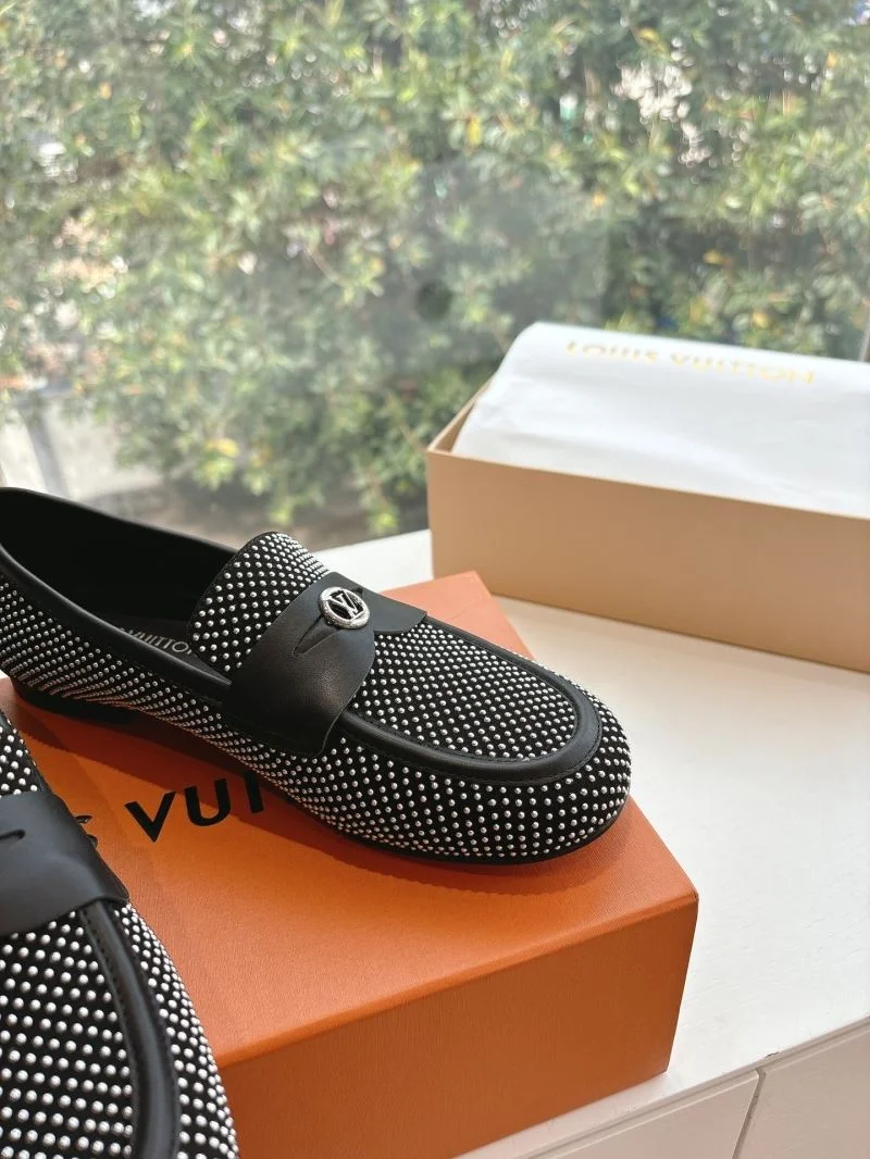 Discounted Louis Vuitton Slippers