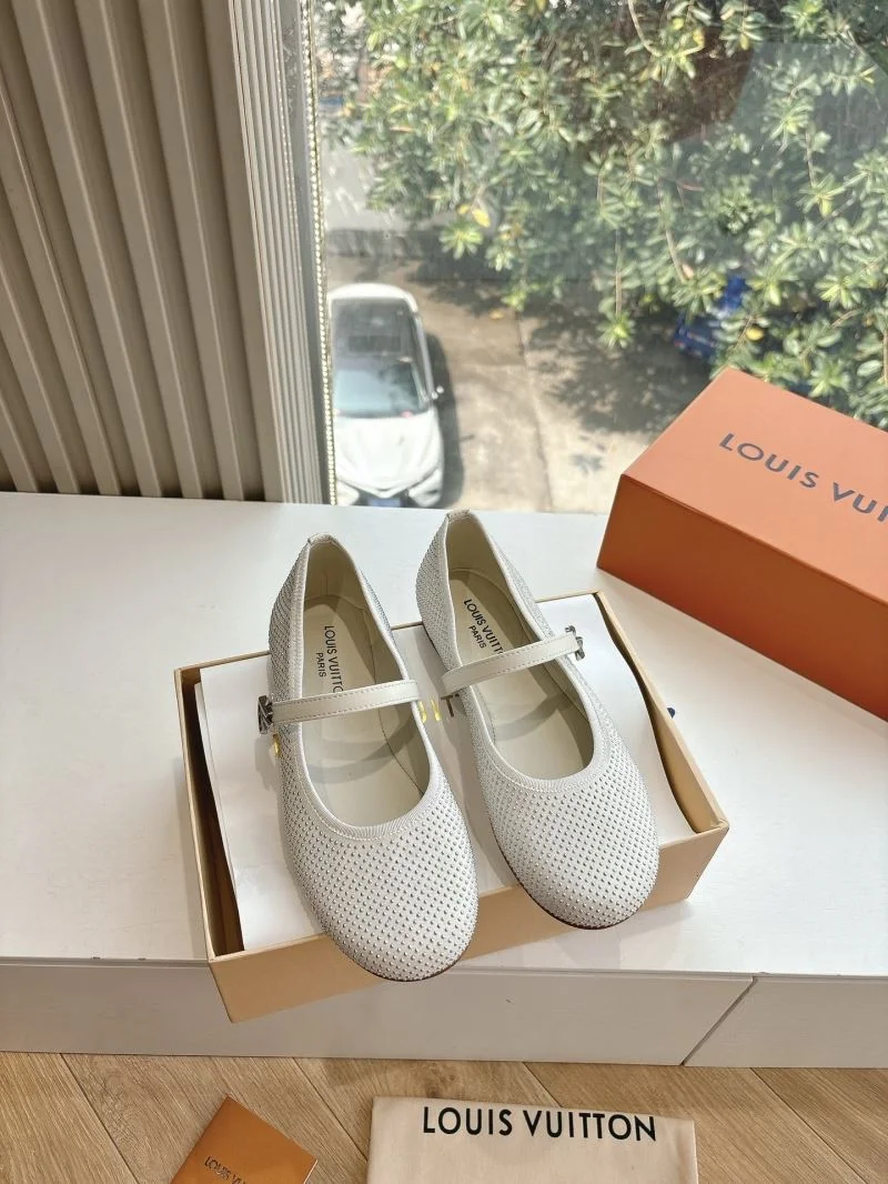 Louis Vuitton Slippers