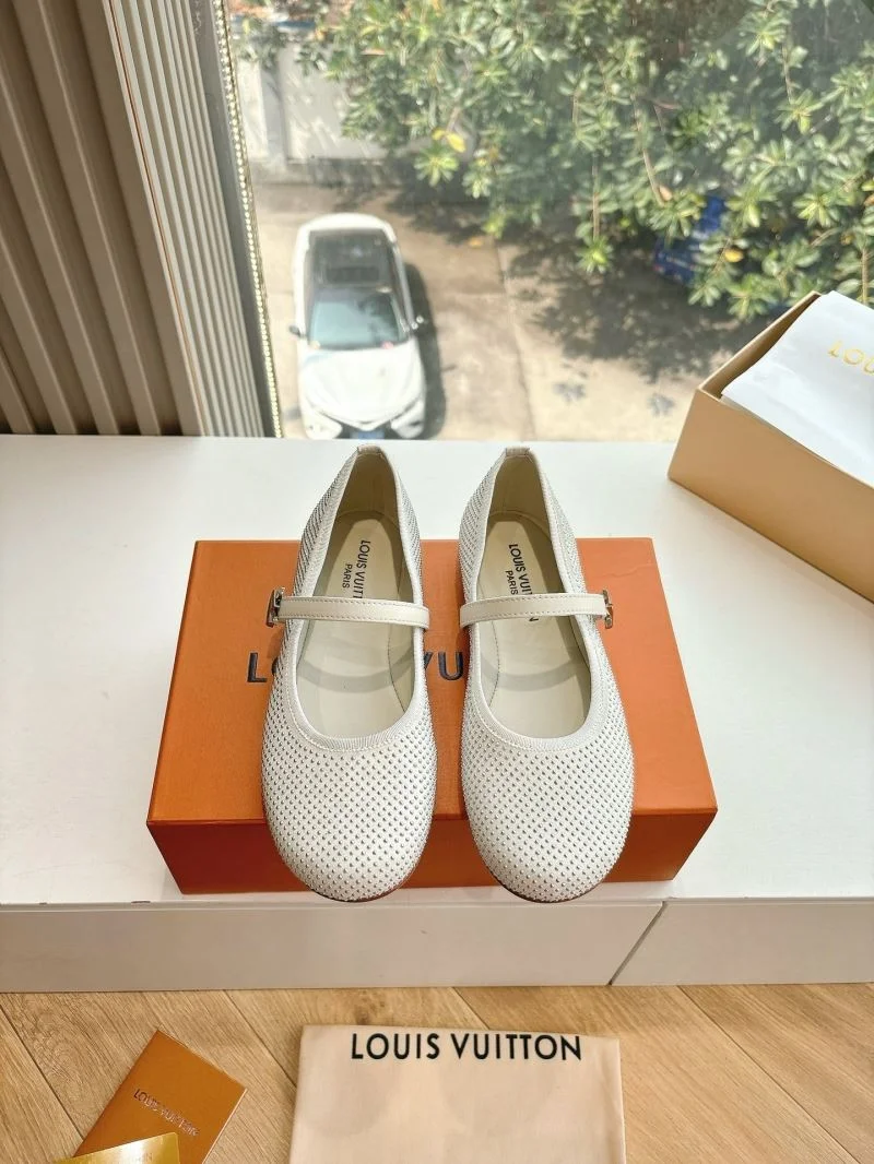 Official Louis Vuitton Slippers