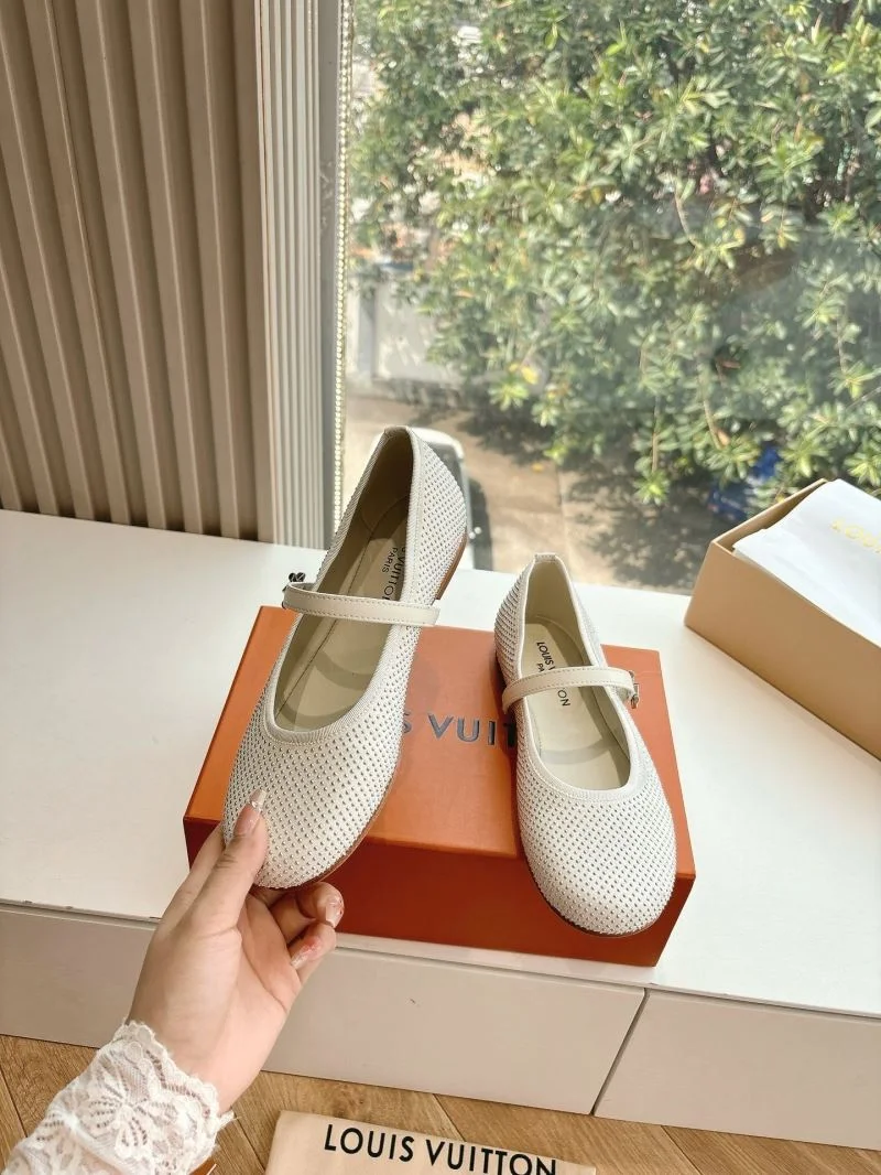 Official Louis Vuitton Slippers