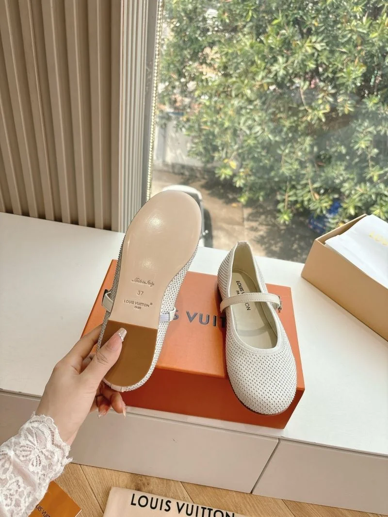 Official Louis Vuitton Slippers