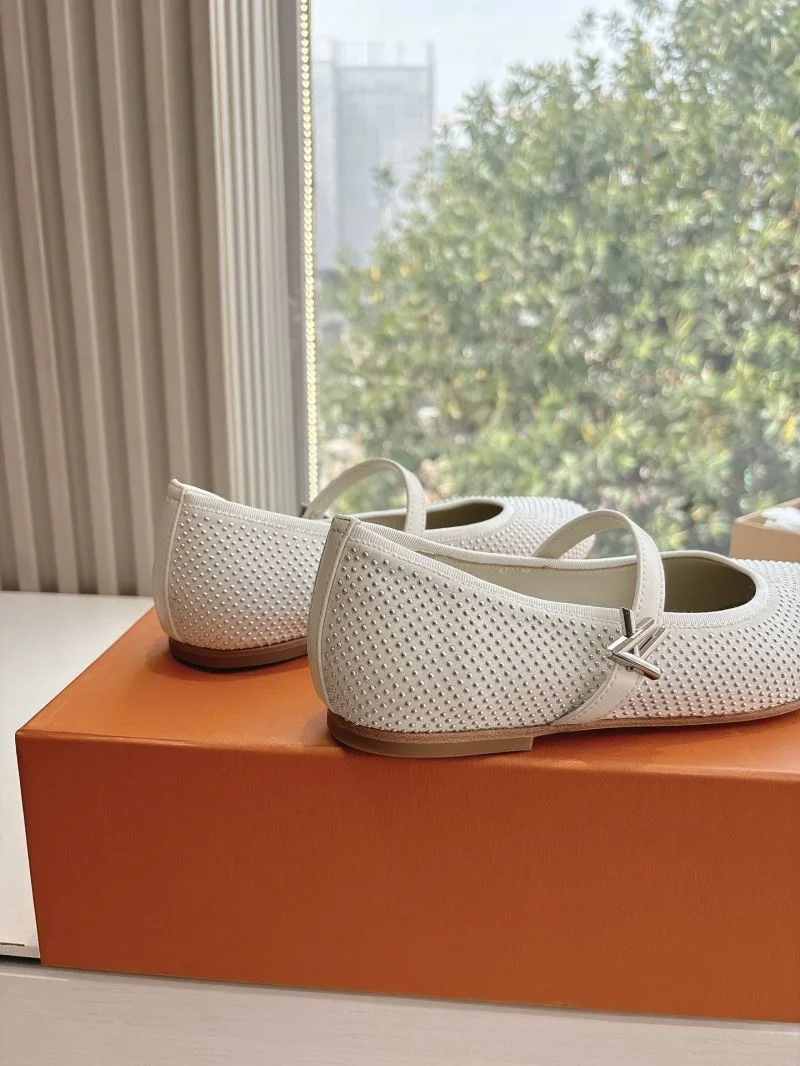 Official Louis Vuitton Slippers