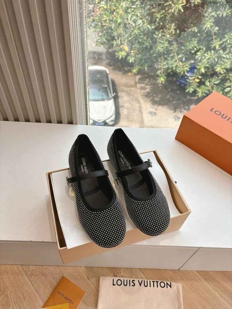 Louis Vuitton Slippers
