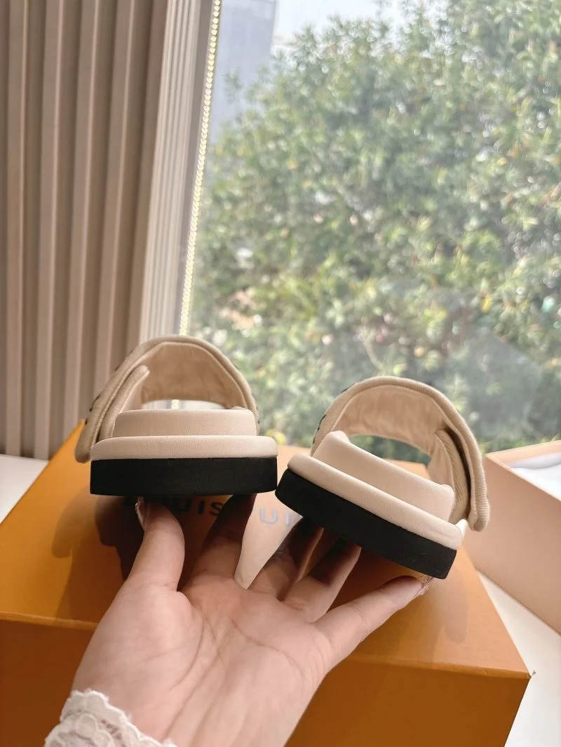 Official Louis Vuitton Slippers