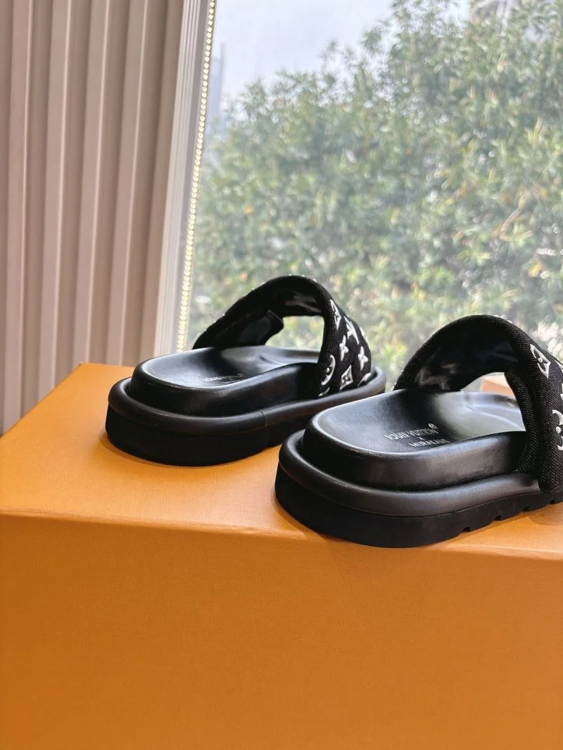 High accuracy Louis Vuitton Slippers